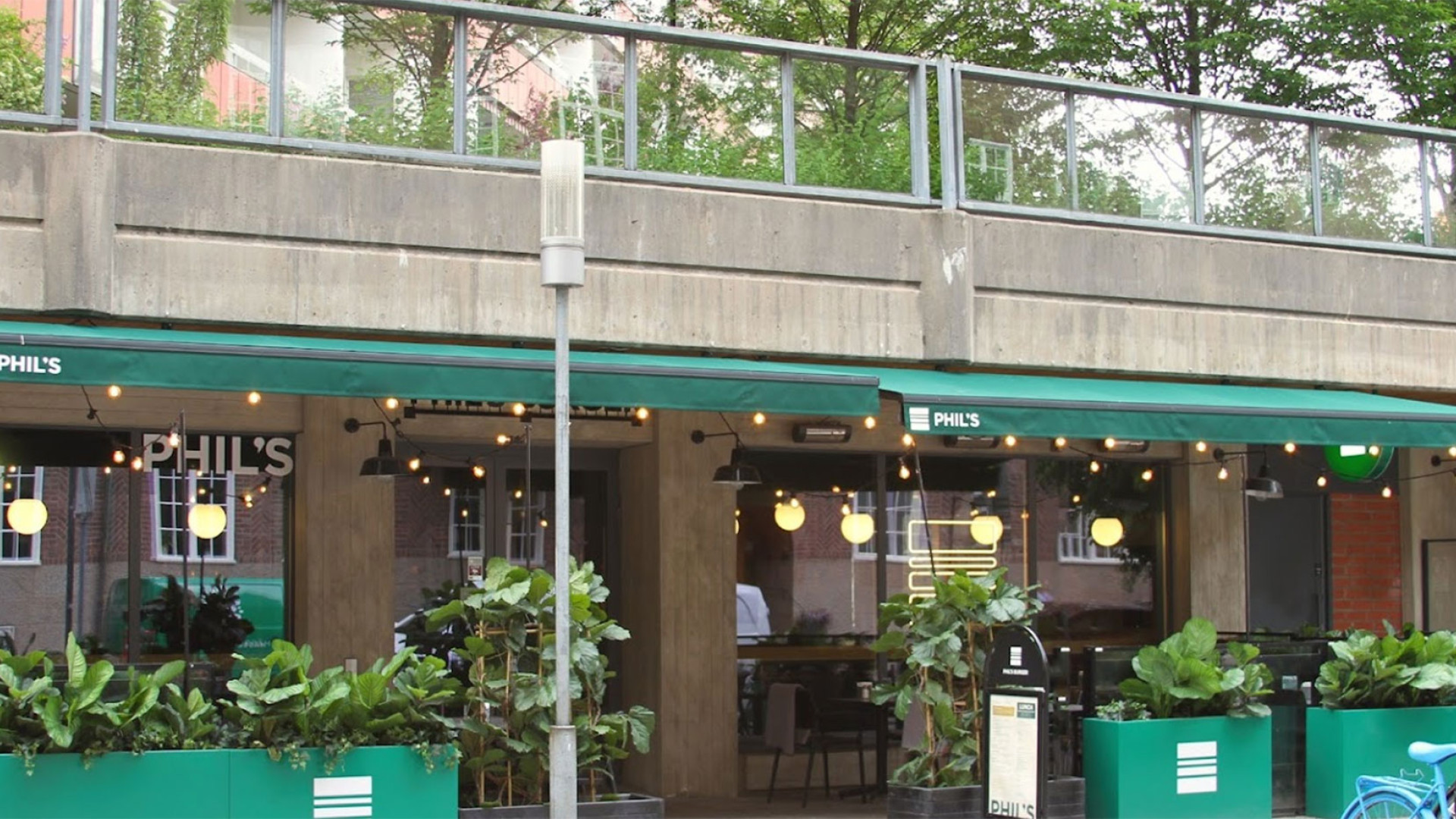 Phil's Burger Fältöversten, Stockholm